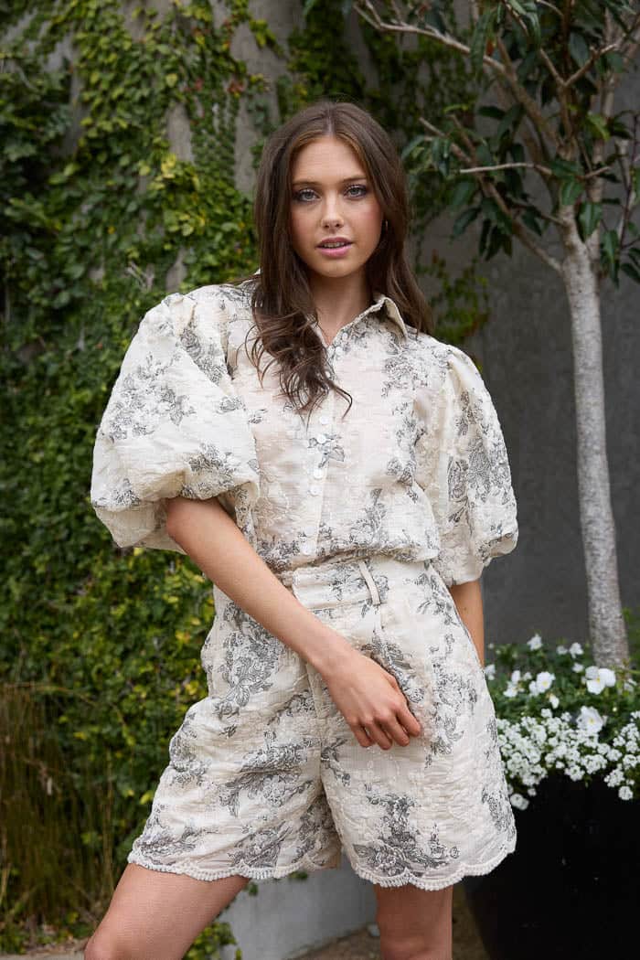 Sara Embroidered Shirt Cream Black – Augustine